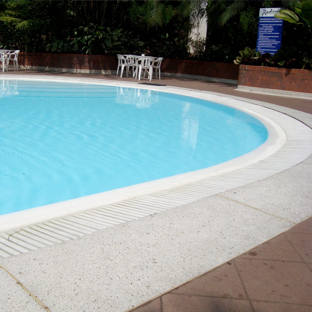 Rejillas para piscinas. Venta en Barranquilla y toda la costa